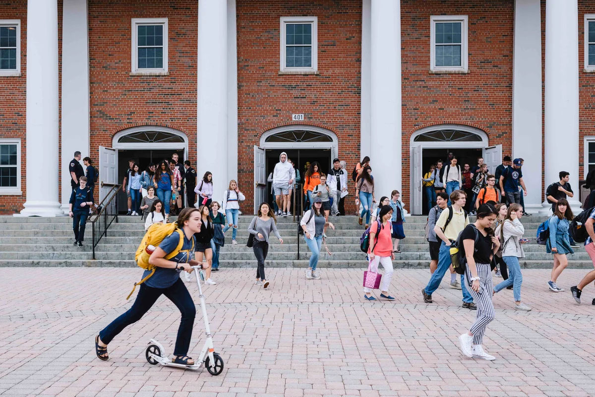 Home - Wheaton College, IL